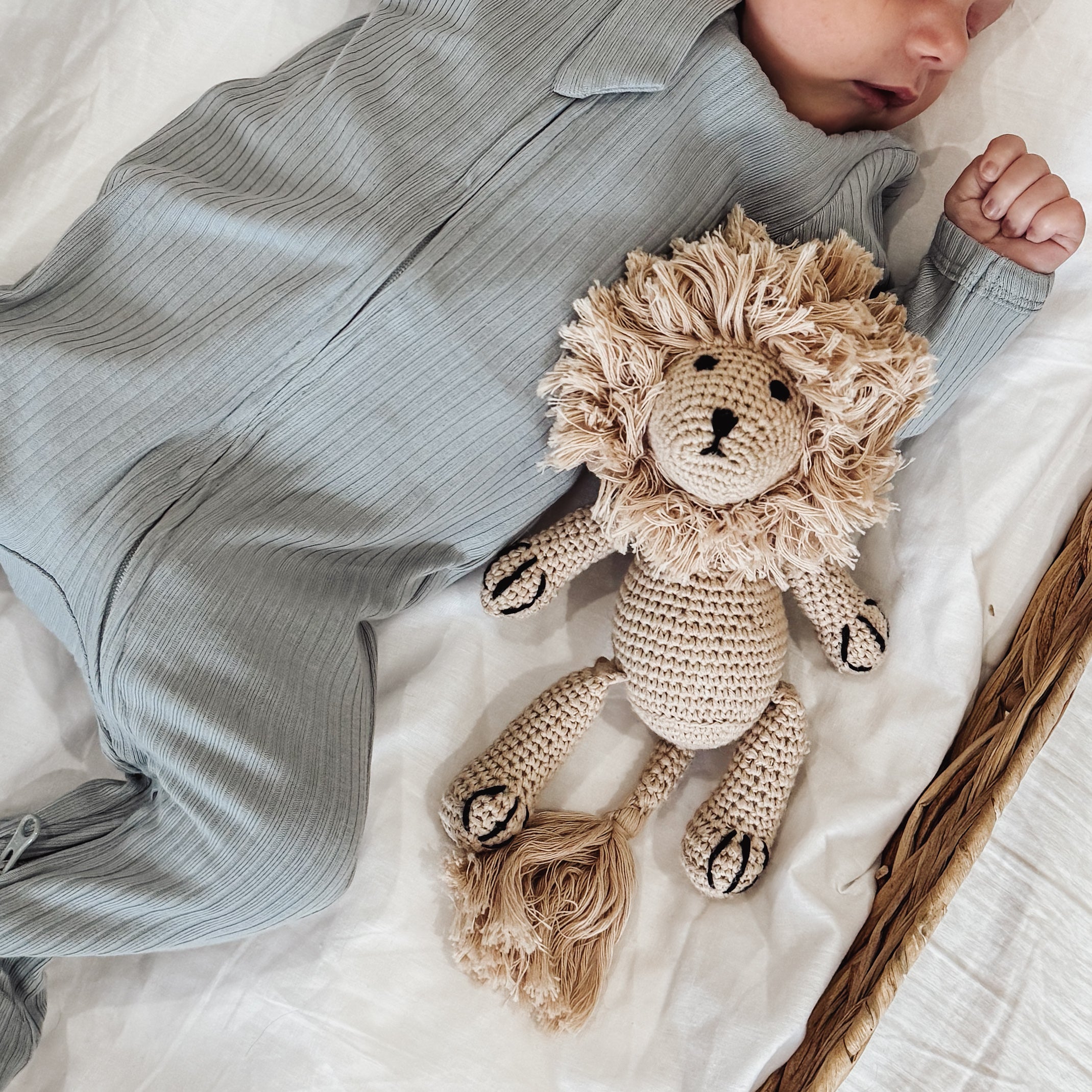 Little Lenny The Lion - Crocheted Baby Toddler Soft Toy – Mumma Pear